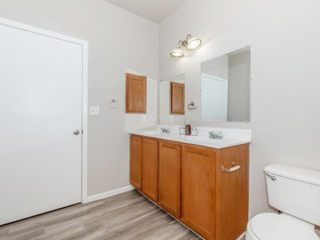 Oaks at La Cantera 2 Bedroom Apartment for Rent at 15726 Chase Hill Blvd, San Antonio, TX 78256