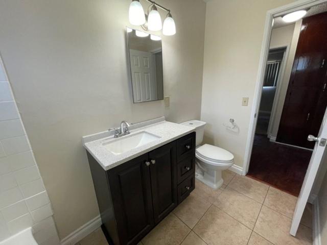 Oaks Ave Apartments 829 831 3 Bedroom Apartment for Rent at 829 829 & 831 S. Oaks Ave, Ontario, CA 91762