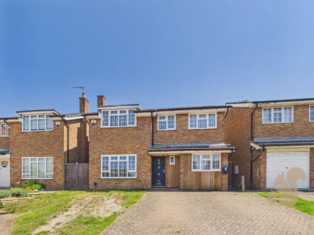 Oaks Drive, Lexden CO3, 4 bed detached house to rent, £2,300 pcm | PrimeLocation