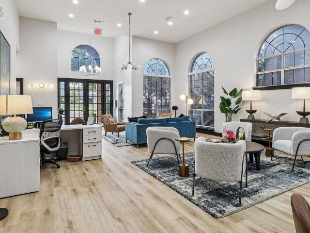 Oaks Hackberry Creek 1 Bedroom Apartment for Rent at 6901 State Highway 161, Irving, TX 75039