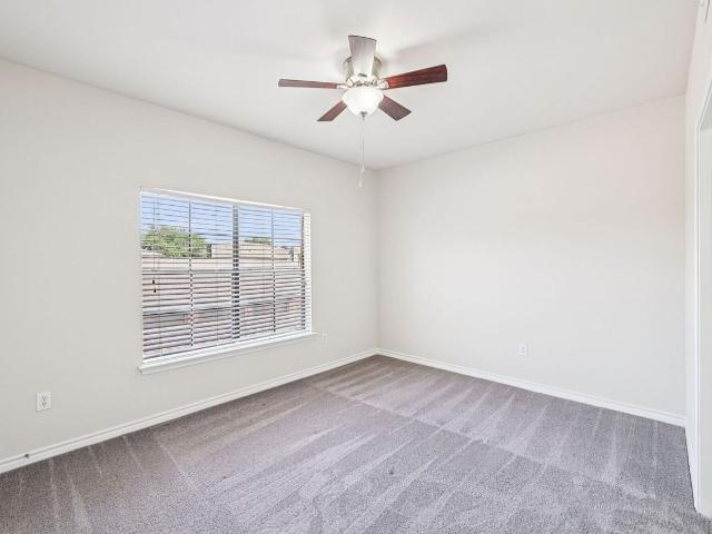 Oaks Riverchase Apartments 1 Bedroom Apartment for Rent at 777 Fairway Dr, Coppell, TX 75019