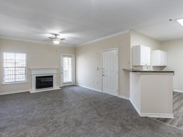 Oaks Riverchase Apartments 2 Bedroom Apartment for Rent at 777 Fairway Dr, Coppell, TX 75019