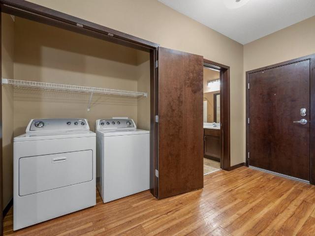 Oaks Station Place 1 Bedroom Apartment for Rent at 3550 E 46th St, Minneapolis, MN 55406 Ericsson