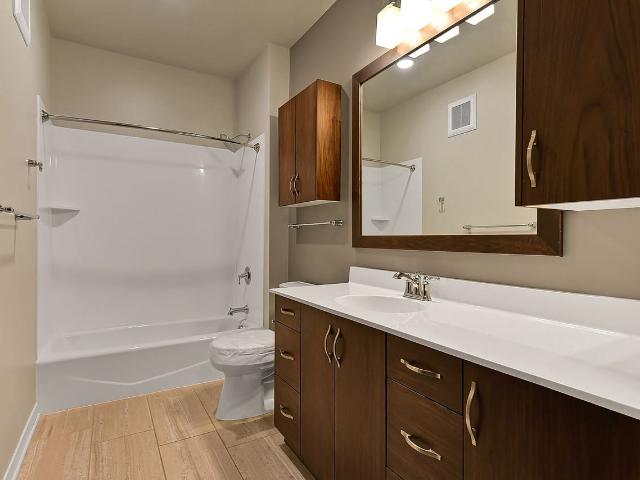 Oaks Union Depot 1 Bedroom Apartment for Rent at 244 4th St E, St. Paul, MN 55101 Downtown St. Paul