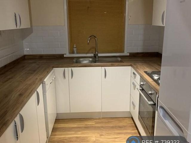 Oakshott Court, London, NW1 4 bed maisonette to rent £5,000 pcm £1,154 pw