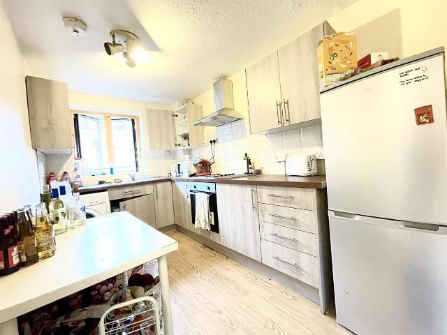 Oakshott Court, Polygon Road, London NW1, 5 bed flat to rent, £5,633 pcm | PrimeLocation