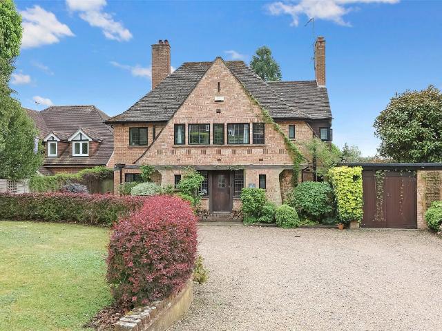 Oast Road, Oxted, Surrey RH8, 4 bed detached house to rent, £4,150 pcm | PrimeLocation