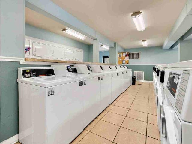 Oasis at Bayside 2 Bedroom Apartment for Rent at 305 Glades Cir, Largo, FL 33771