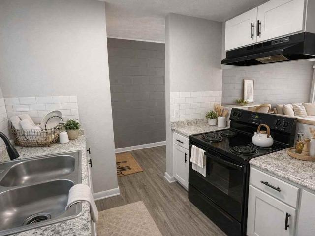 Oasis at San Marco 2 Bedroom Apartment for Rent at 4800 Atlantic Blvd, Jacksonville, FL 32207 Empire Point