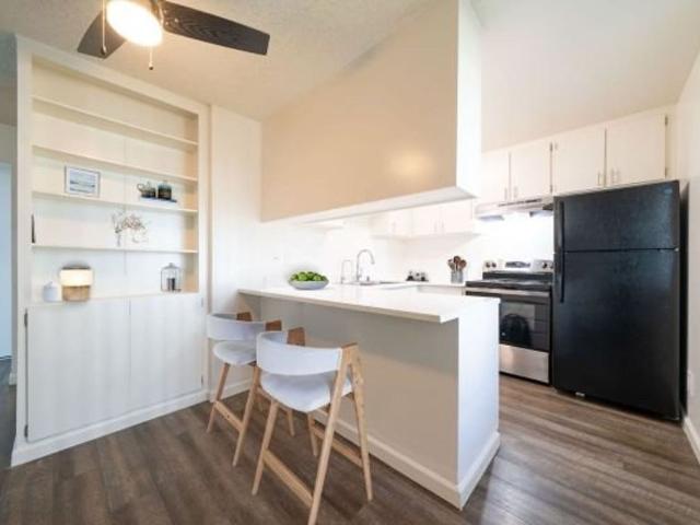 Oasis Del Sol 2 Bedroom Apartment for Rent at 633 S Johnson Ave, El Cajon, CA 92020 El Cajon