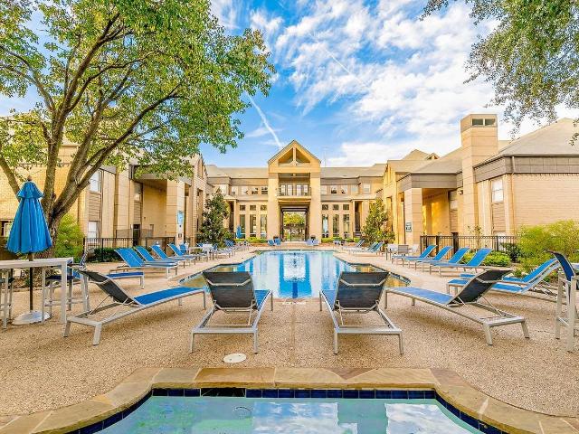 Oasis Studio Apartment for Rent at 9690 Forest Ln, Dallas, TX 75243