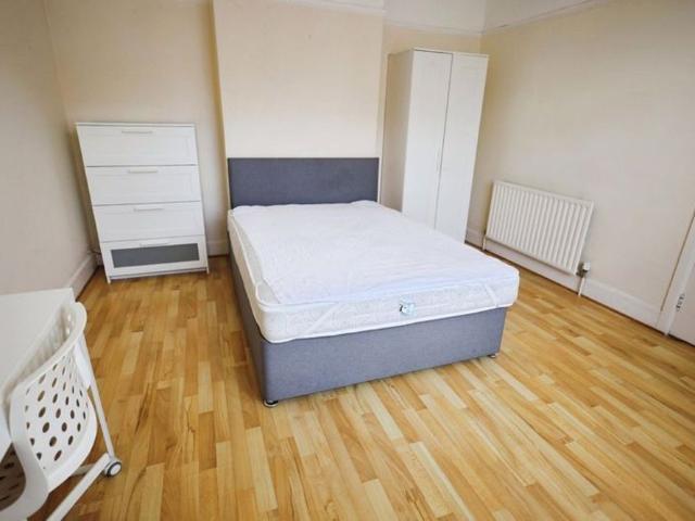 Oates Road, Bournemouth, BH9