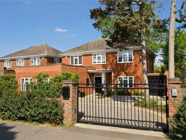 Oatlands Chase, Weybridge, Surrey KT13, 4 bed detached house to rent, £5,500 pcm | PrimeLocation