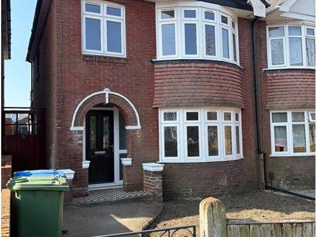 Obelisk Road, Southampton SO19, 3 bed semi detached house to rent, £1,700 pcm | PrimeLocation