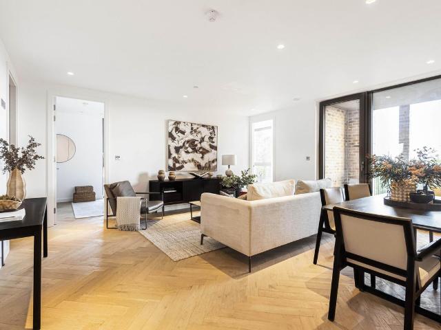 Oberman Road, London NW10, 2 bed flat to rent, £2,400 pcm | PrimeLocation