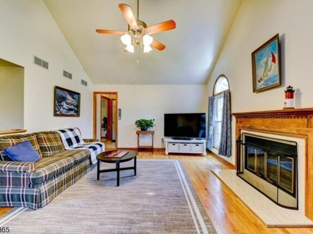 Obert Dr, Raritan, Home For Sale