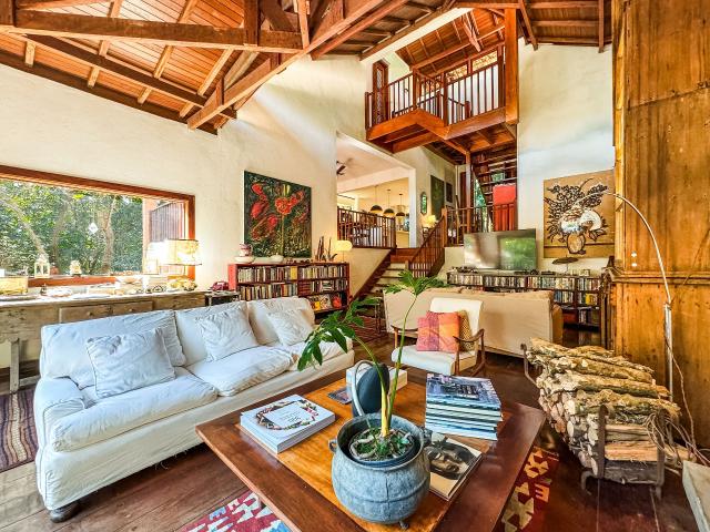 Obra prima Arquitetônica na Granja Viana