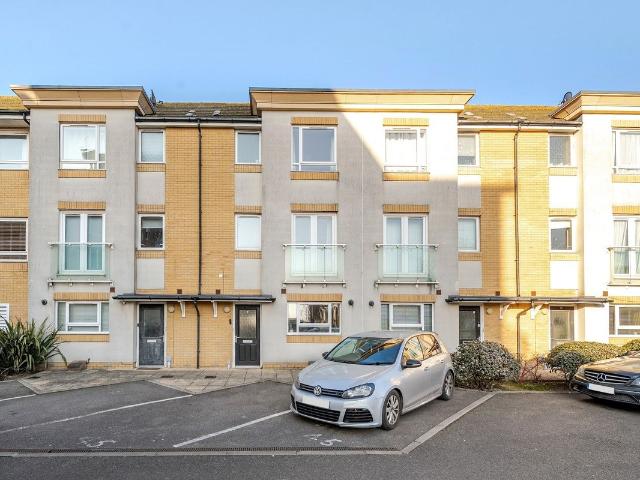 Observatory Way, Ramsgate CT12, 3 bed terraced house to rent, £1,500 pcm | PrimeLocation