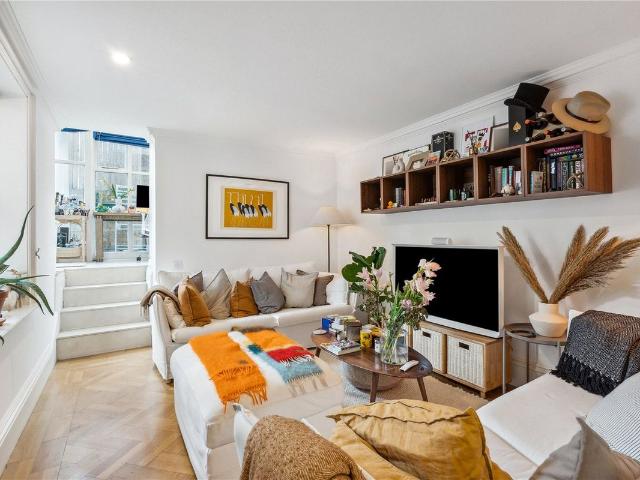 Observatory Gardens, Kensington, London W8, 1 bed flat to rent, £3,350 pcm | PrimeLocation