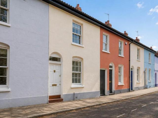 Observatory Street, Oxford 2 bed terraced house to rent £2,995 pcm £691 pw