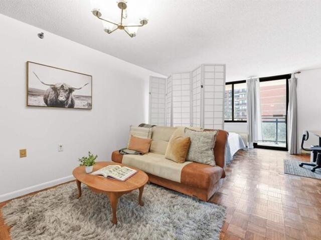 Observer Hwy Apt L, Hoboken, Condo For Sale