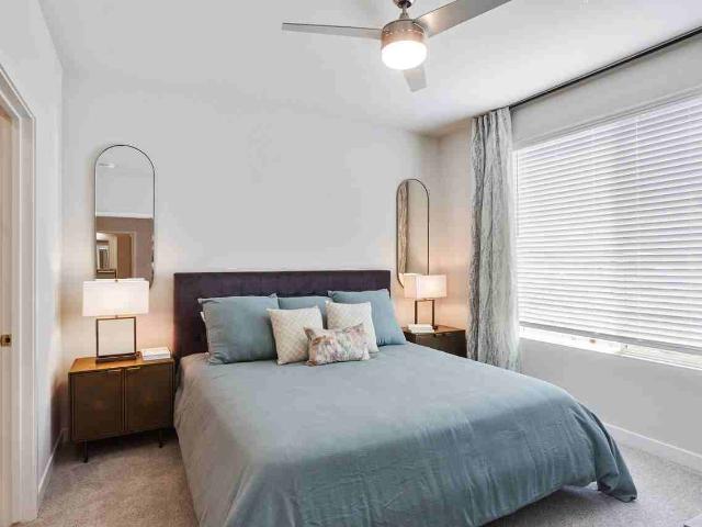 Obsidian on Glendale 2 Bedroom Apartment for Rent at 7601 W Glendale Ave, Glendale, AZ 85303