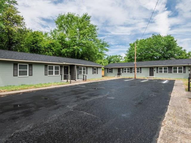 Ogden Apartments 2 Bedroom Apartment for Rent at 1612 Ogden St, Columbia, SC 29204