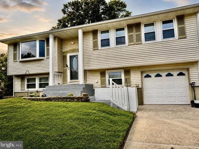 Ogden Dr, Westampton, Home For Sale