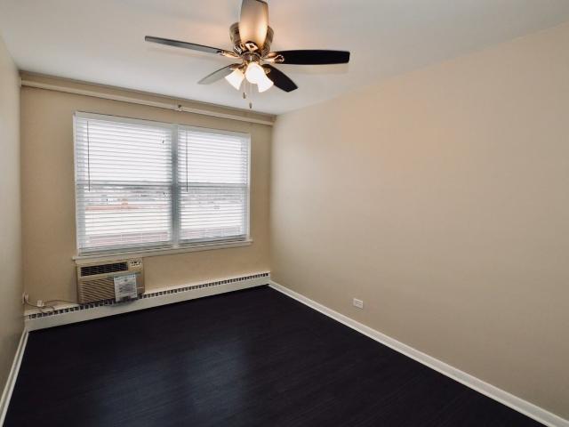 Ogden Studio Apartment for Rent at 800 Ogden Ave, Downers Grove, IL 60515