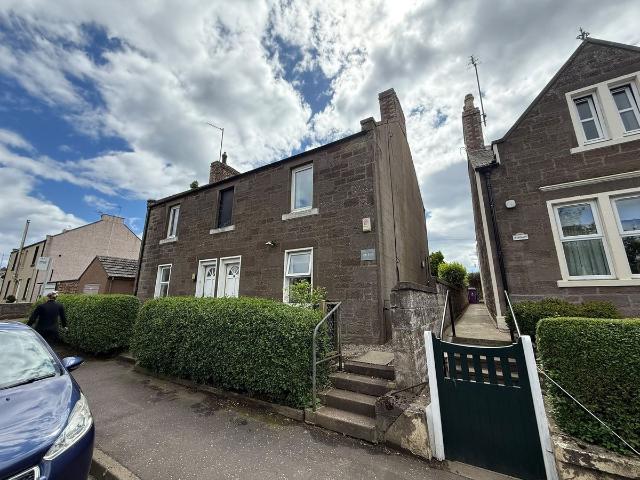 Ogilvie Terrace, Ferryden, Montrose DD10, 3 bed flat to rent, £900 pcm | PrimeLocation