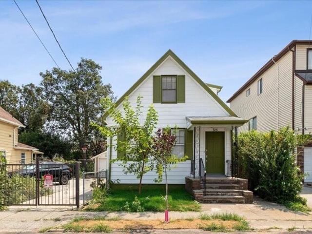 Oder Ave, Staten Island, Home For Sale