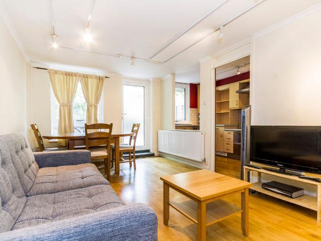 Odhams Walk, Covent Garden WC2H, 1 bed flat to rent, £2,578 pcm | PrimeLocation