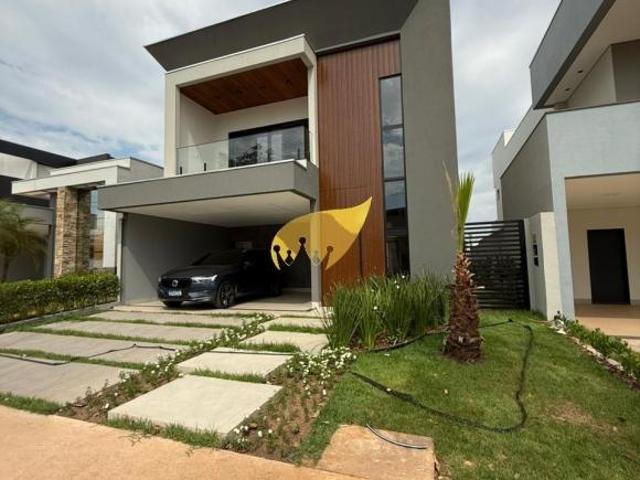 Oferta Especial: Casa de Luxo no Jardim Imperial com 4 Suítes, Piscina e Energia Solar Imperdível!