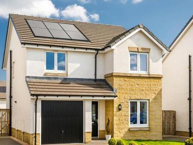 Off Carmuirs Drive, Newarthill, 4 Bedroom Detached