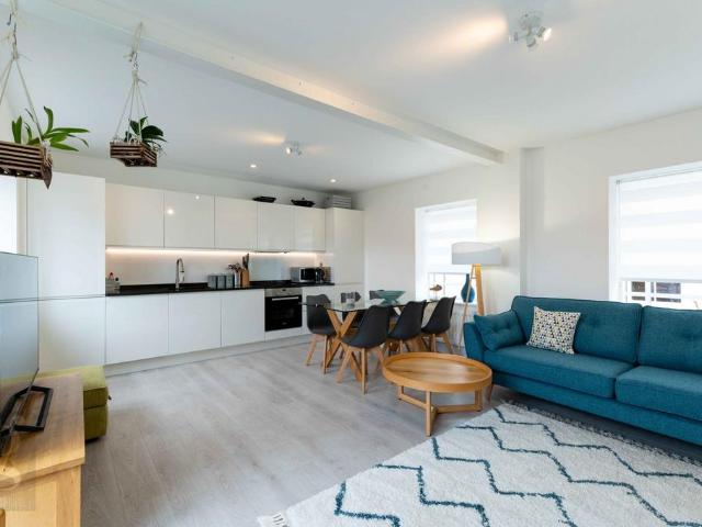 Offa Street, Hereford 2 bed apartment to rent £1,375 pcm £317 pw