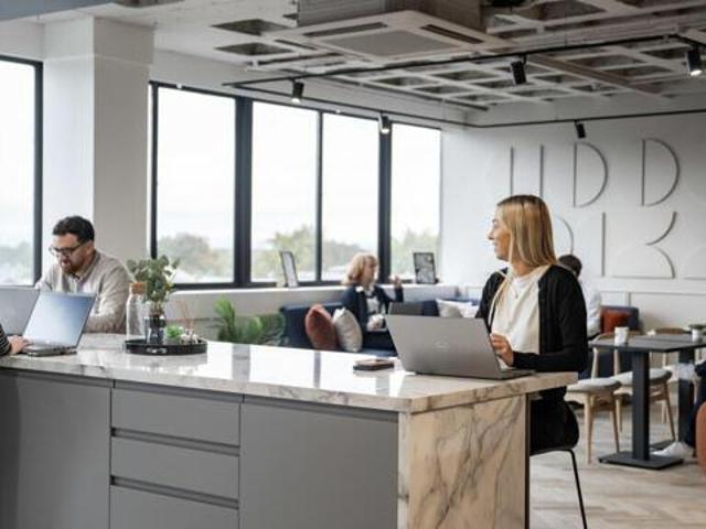 Office Altrincham Greater Manchester LS99379602
