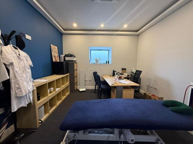Office Enfield Great London LS99999561