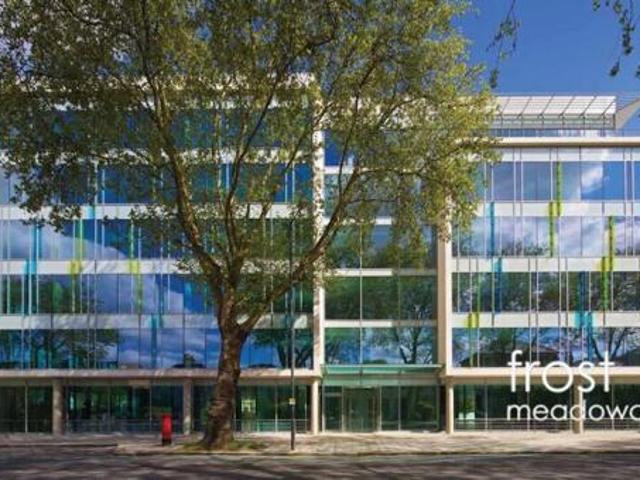 Office Ealing Great London 100573257