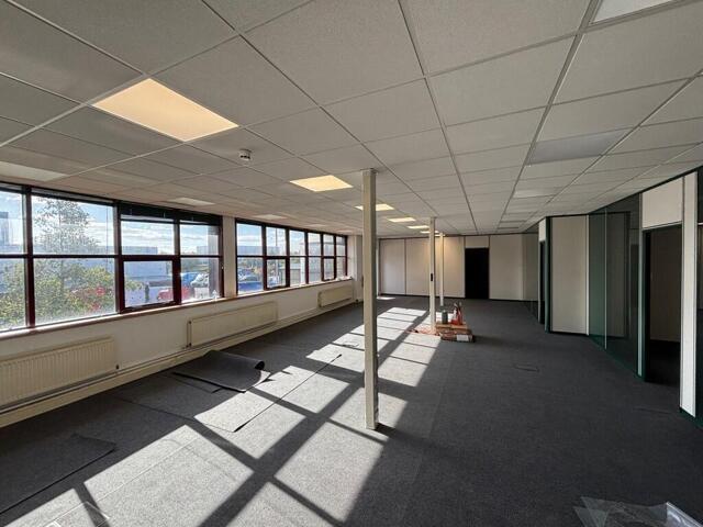 Office For Rent Leicester Leicestershire 1042 ES100052648