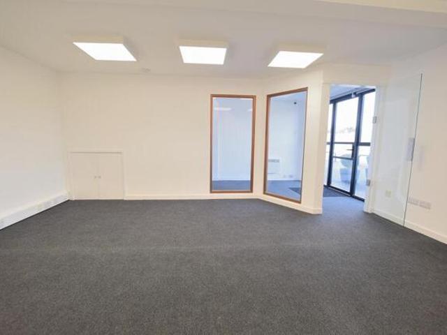 Office For Rent Lymington Hampshire 1042 ELS100358353