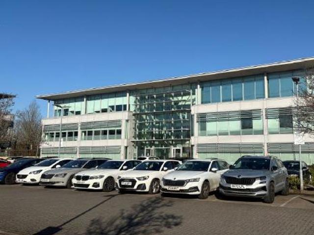Office Fareham Hampshire 99231082