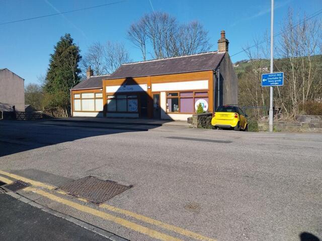 Office Huddersfield Kirklees LS99029629