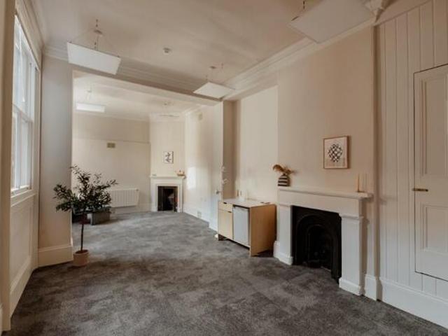 Office Hull East Yorkshire 101376647