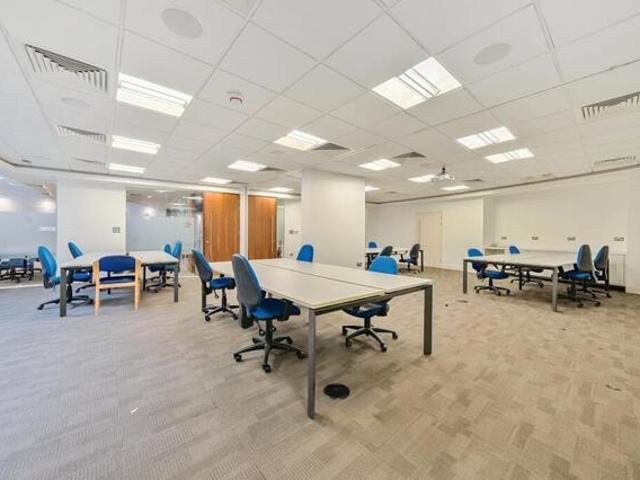 Office Londres Greater London 99130370
