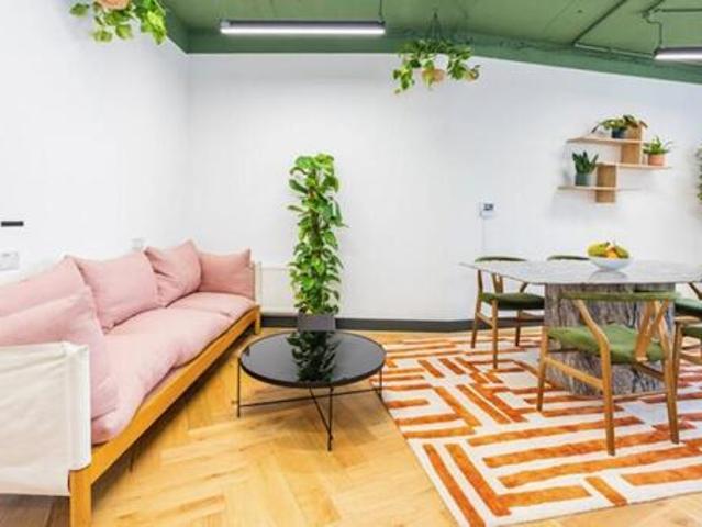 Office Londres London LS101250253
