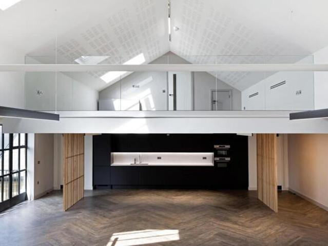 Office Londres London LS101344746