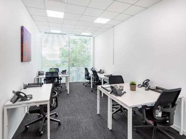Office Swindon Wiltshire 101288236
