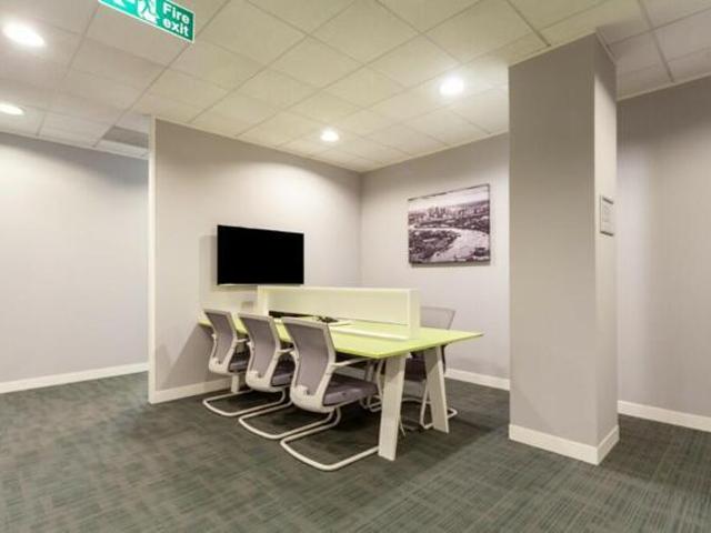 Office Welwyn Garden City Hertfordshire LS101415605