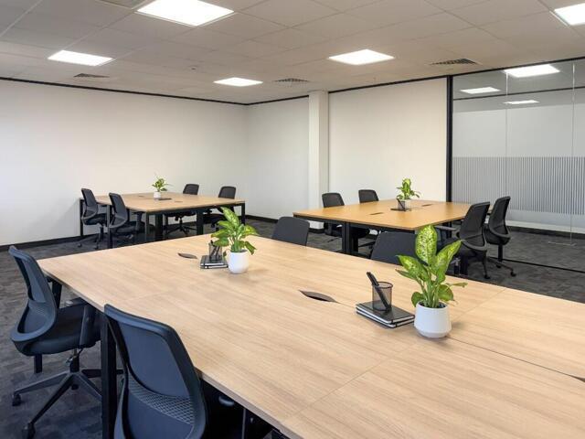 Office Taunton Somerset 101868359
