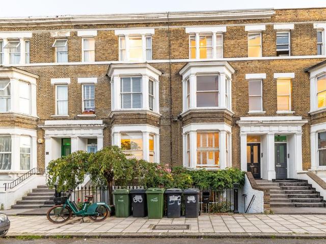 Offley Road, London SW9, 3 bed maisonette to rent, £3,100 pcm | PrimeLocation
